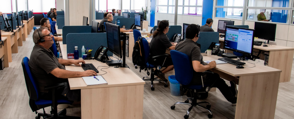 Trabaja con nosotros - Eina